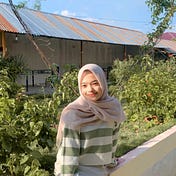 Lana Hafiza – Medium