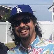 Keoni Paraz – Medium