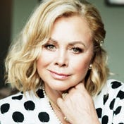 Maria Graham IV – Medium
