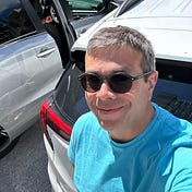 Humberto Acosta – Medium