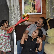 Indra Bonia – Medium