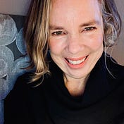 Lisa Grocott – Medium