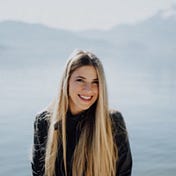 Ellie Lord – Medium