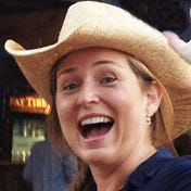 Elise Bauer – Medium