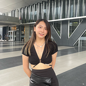 Daphne Meng – Medium