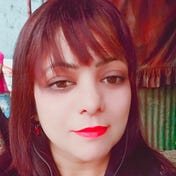 Nazz Hansia – Medium