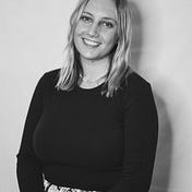 Sarah Cortina – Medium