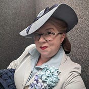 Suzanne Long – Medium