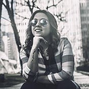Ana M Espínola – Medium