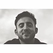 Oliver Keys – Medium