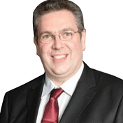 Daniel Szasz – Medium