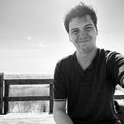 Jacob Ruhl – Medium