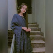 Kubra Khan – Medium