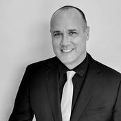 Ian Green – Medium