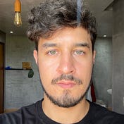 Gustavo Gomes – Medium