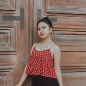 Jessalyn Lirom – Medium