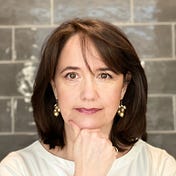 Lou Ellen Horwitz – Medium