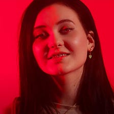 Klarisa Merch – Medium