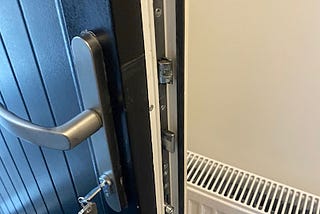 Locksmith Dublin - Lock Enforcements – Medium