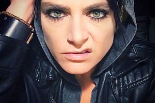 Kali Fox-Jirgl – Medium