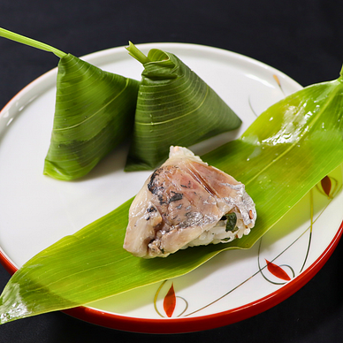 Gun Roll: A Perfect Sushi with Sake | Tastyble