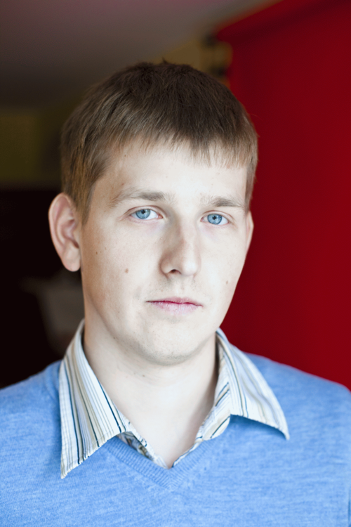 Holger Roonemaa – Medium