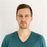 Roman Melnyk – Medium