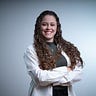 Abstração na programação orientada a objetos | by Sara Montecino ...