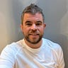 Andy Lewis – Medium