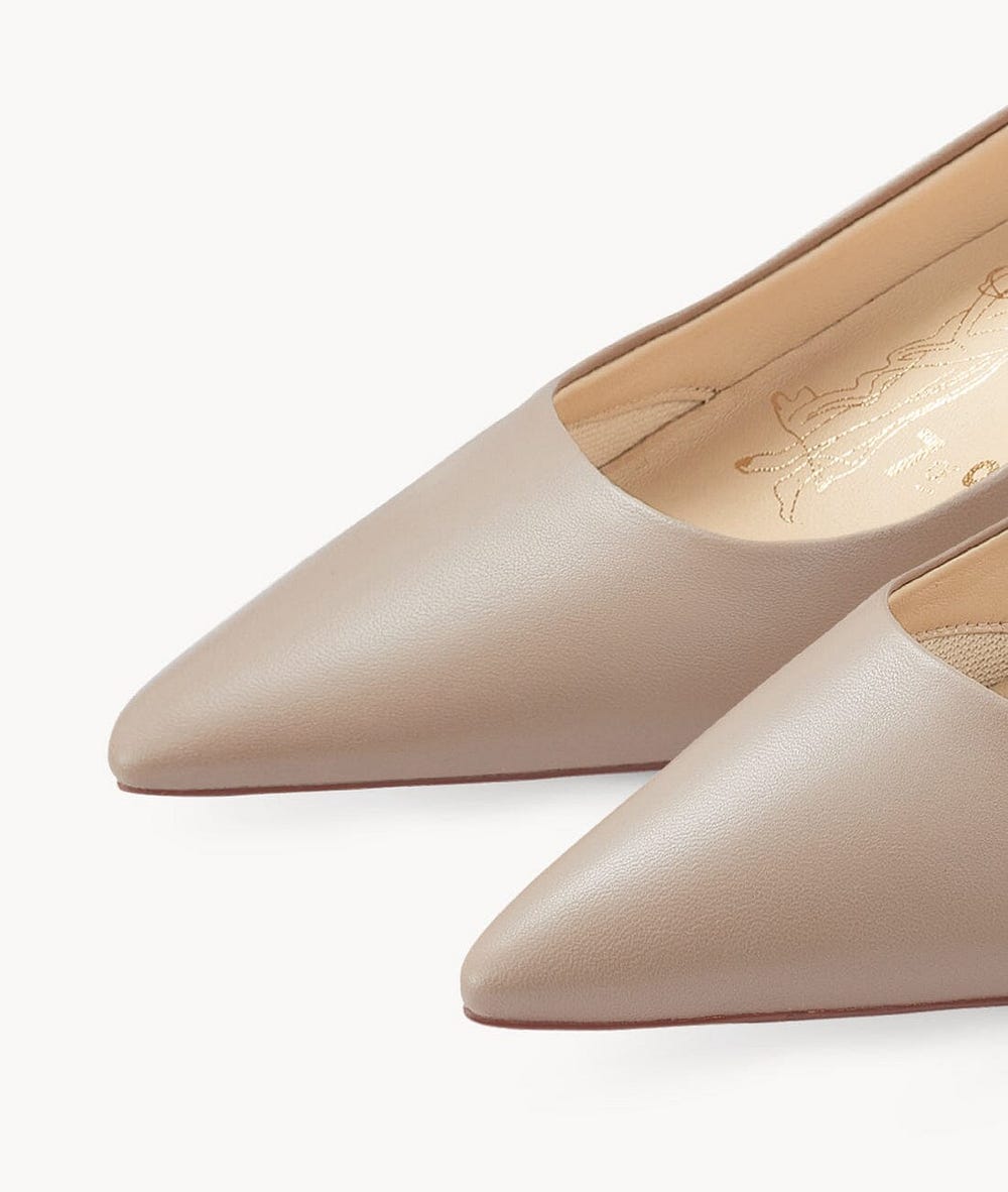 Top Trending Styles in Nude Closed Toe Heels for 2021 | by Trappey ...