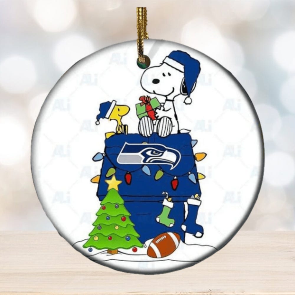 Snoopy Seattle Seahawks NFL NFL Player Ceramic Ornament - Mowor - Medium