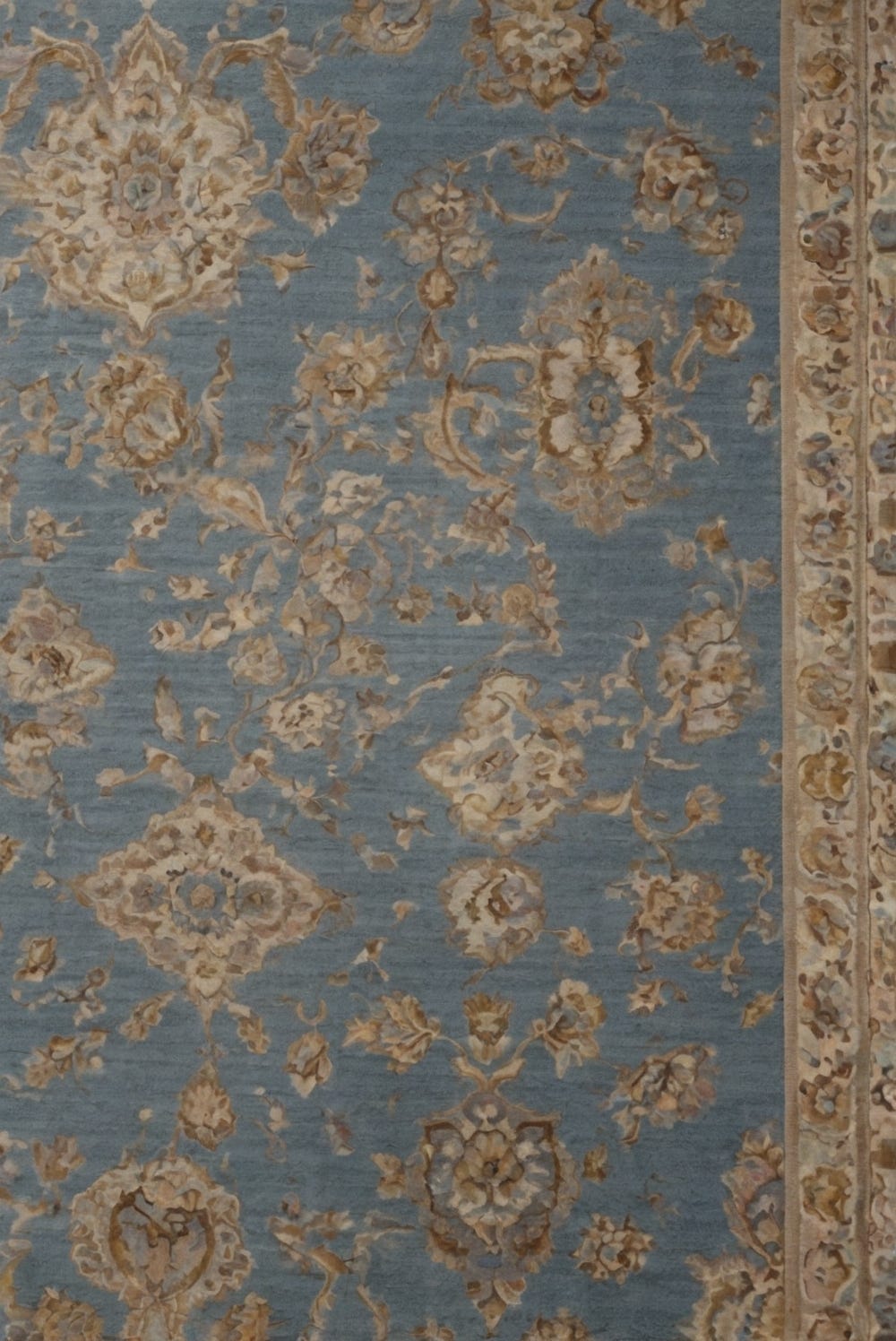 What Are the Best Rug Colors for a Contemporary Glam Living Room? | by ...