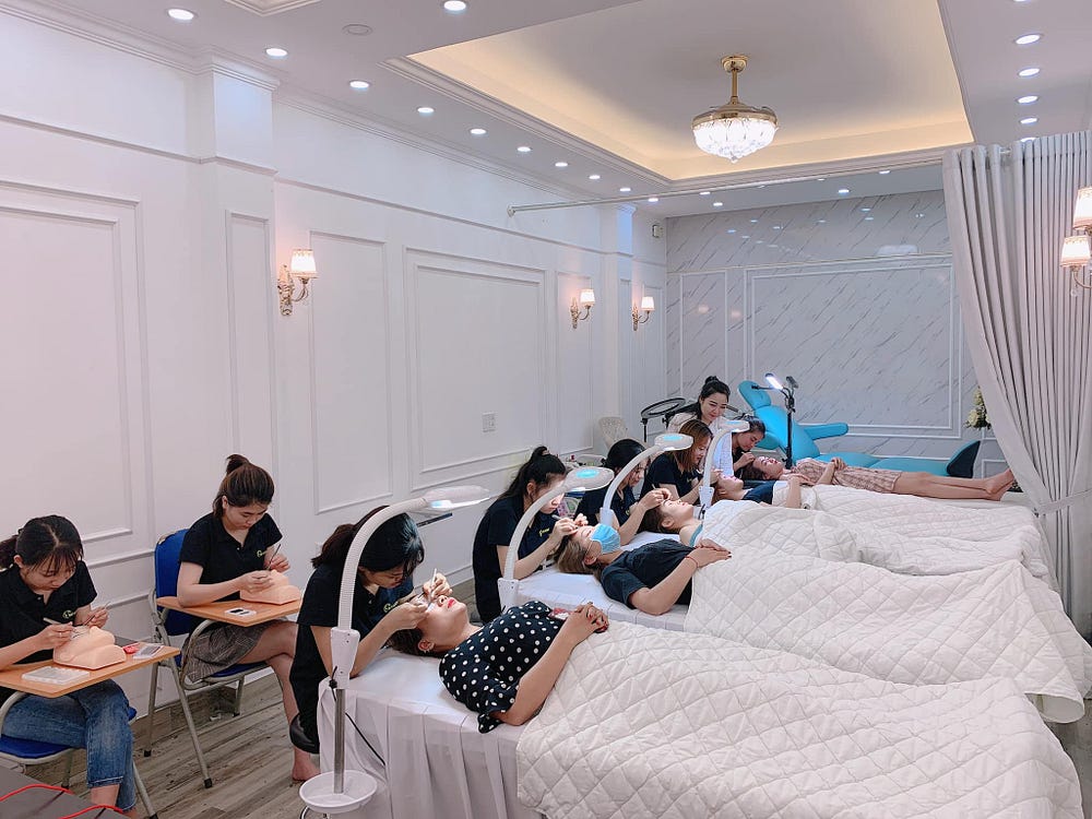 Loi ich khi hoc noi mi. Học nối mi là gì? Học nối mi dễ hay… | by Seoulacademy | Medium