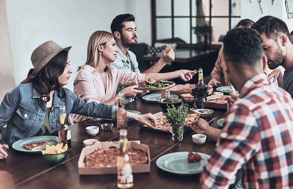 Food Lover? Restaurant Ideas for New Lunch Routines | by Advancio | Medium
