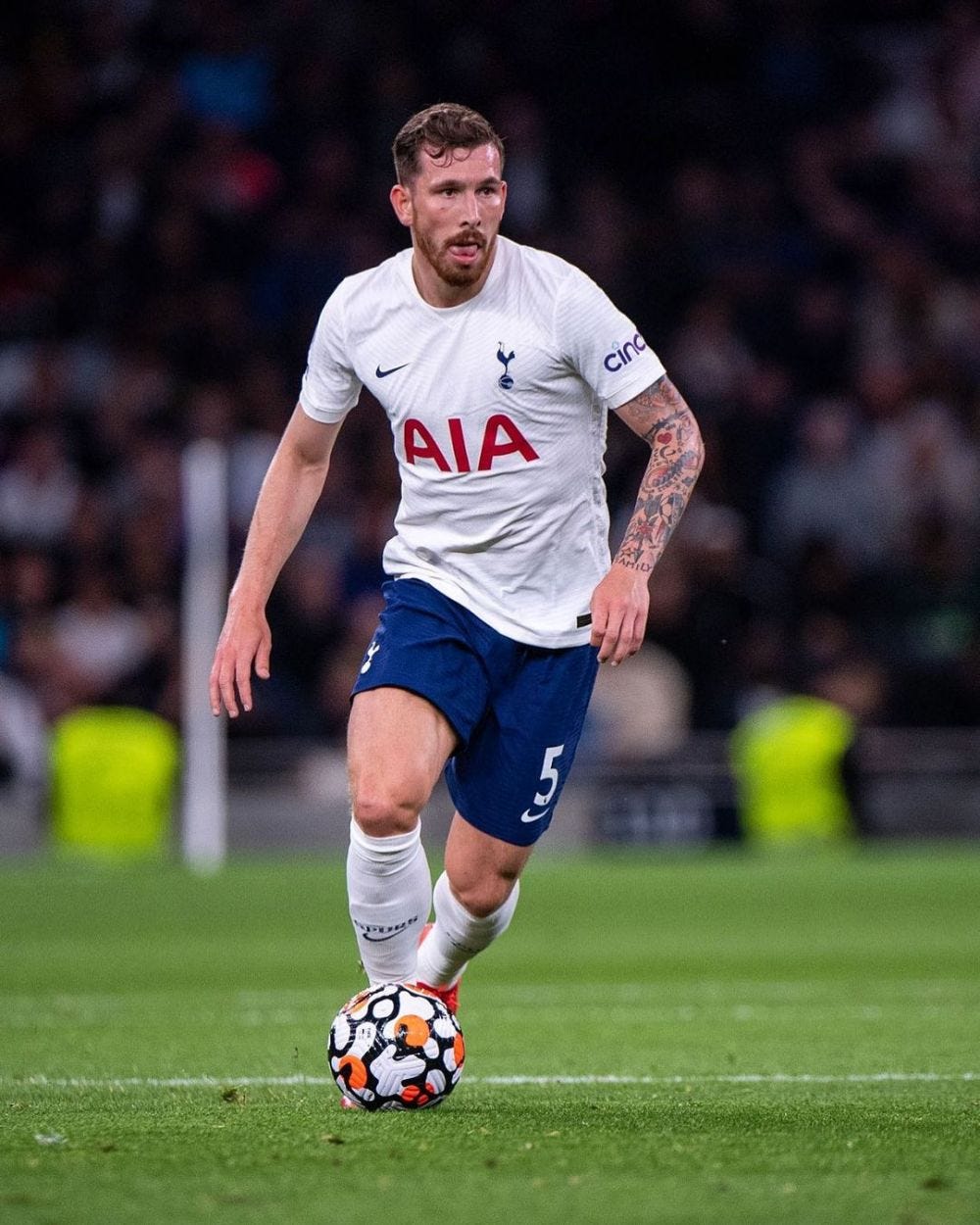 Mengenal Pierre-Emile Hojbjerg, Pemain Tottenham Hotspur asal Denmark ...