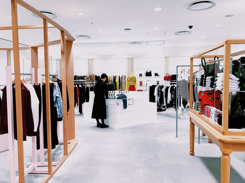 3-effects-of-ambient-music-on-your-shopping-experience-that-go