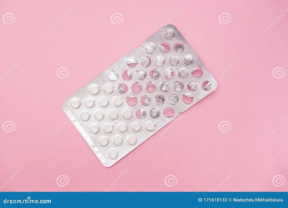 436+ Free Download Awasome Glossy Paper Box & Pills Blister Mockup ...