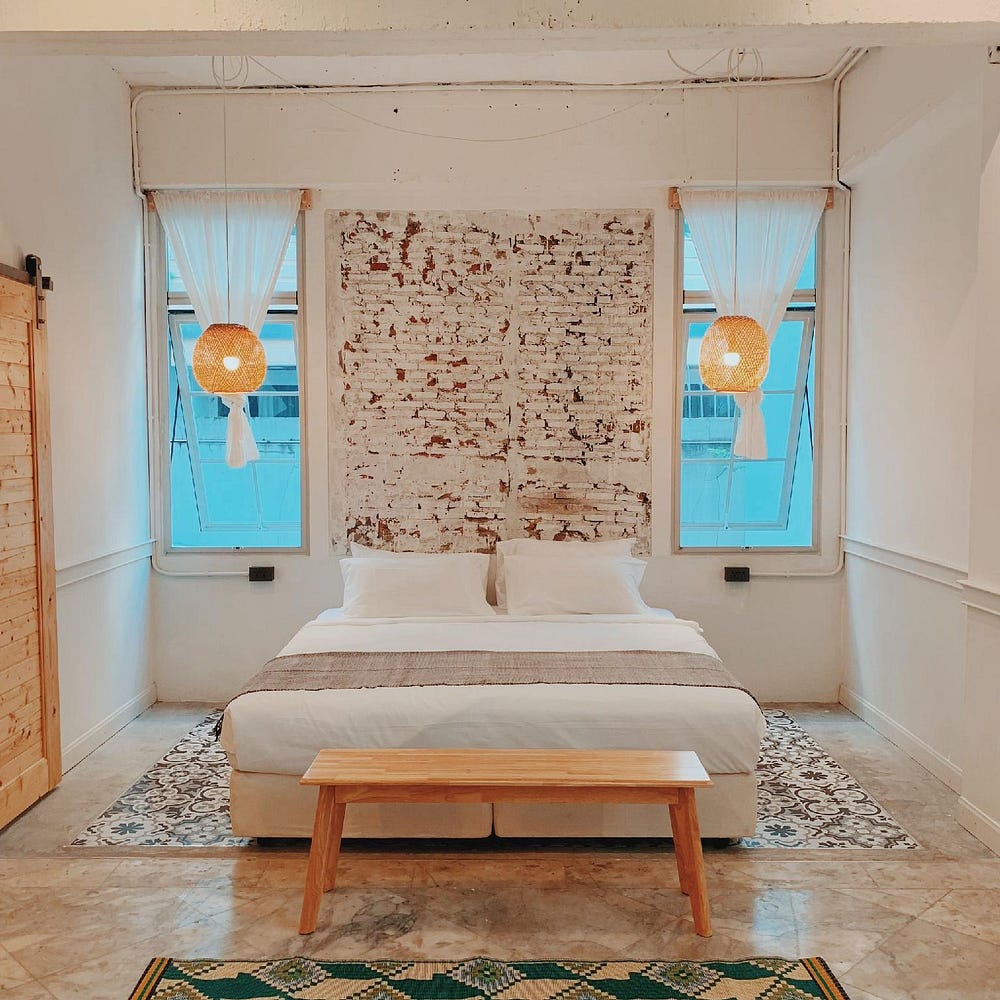 The Locals Bangkok Old Town — Cheesy Room (301) near Chao Fa Road in ...