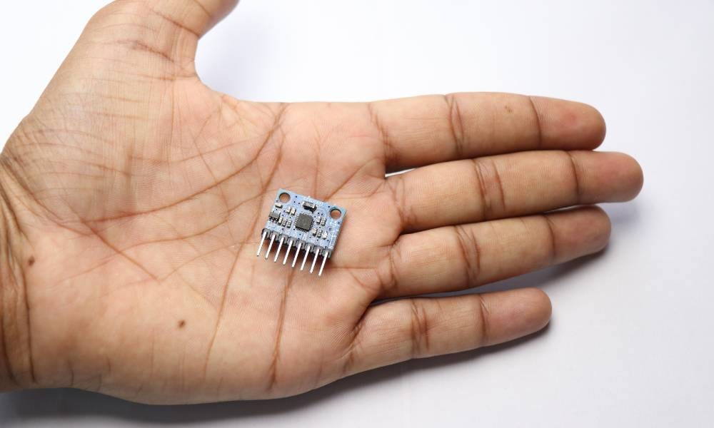 Understanding the Role of Windshield Sensor Calibration in Modern ...