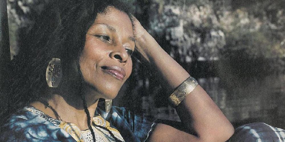 GRIFO NOSSO: poemas de Assata Shakur | by Isadora Attab | grifapodcast | Medium