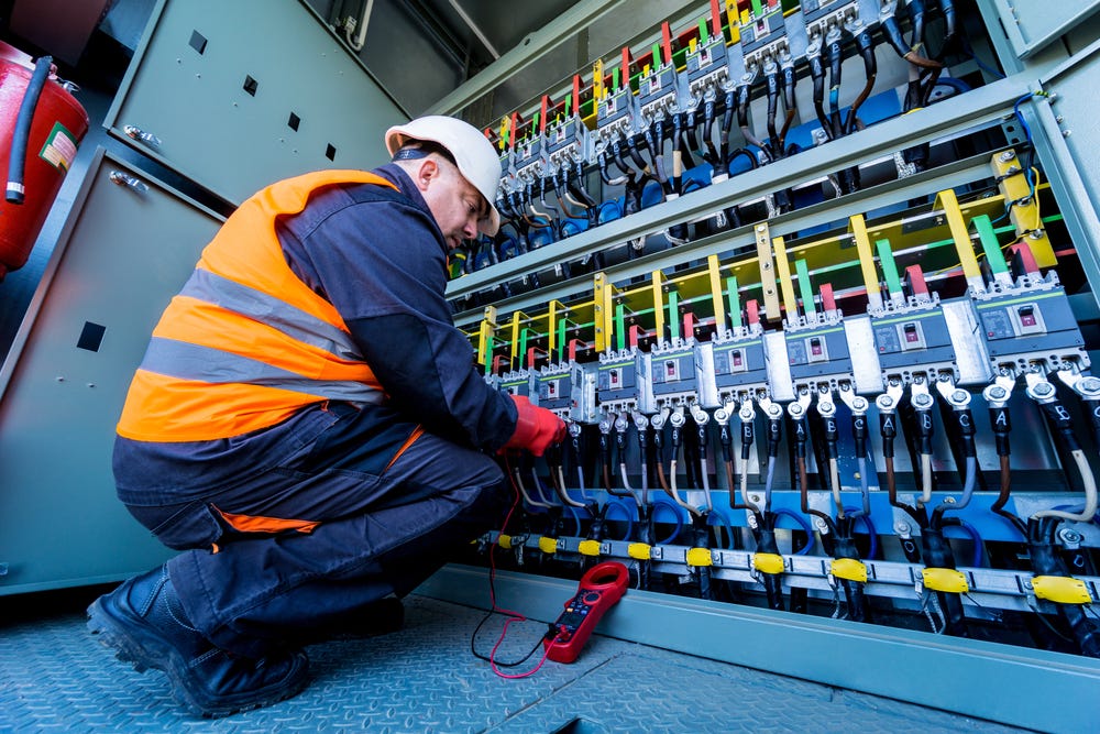 SKILLS AND COMPETENCIES DEVELOPED IN CERTIFICATE IV IN ELECTRICAL ...