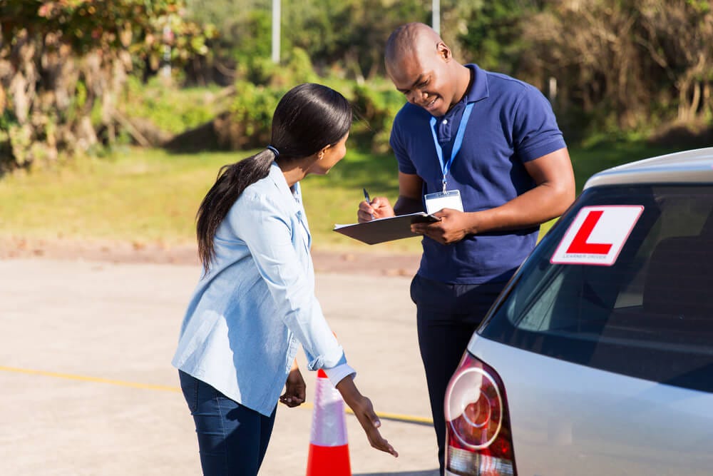 Advantages when you take driving lessons with professional. | by Sumit ...