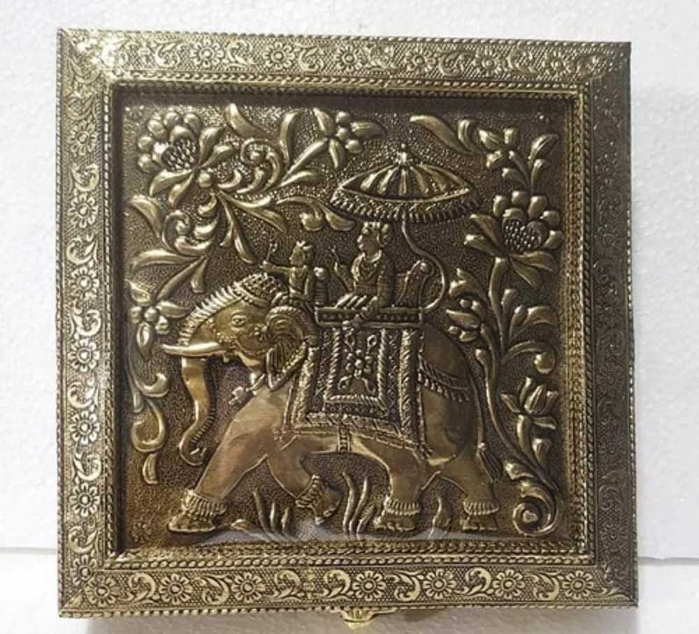 Wooden 6 6 Inch Dry Fruit Box With 4 Compartments Gift Box Capacity