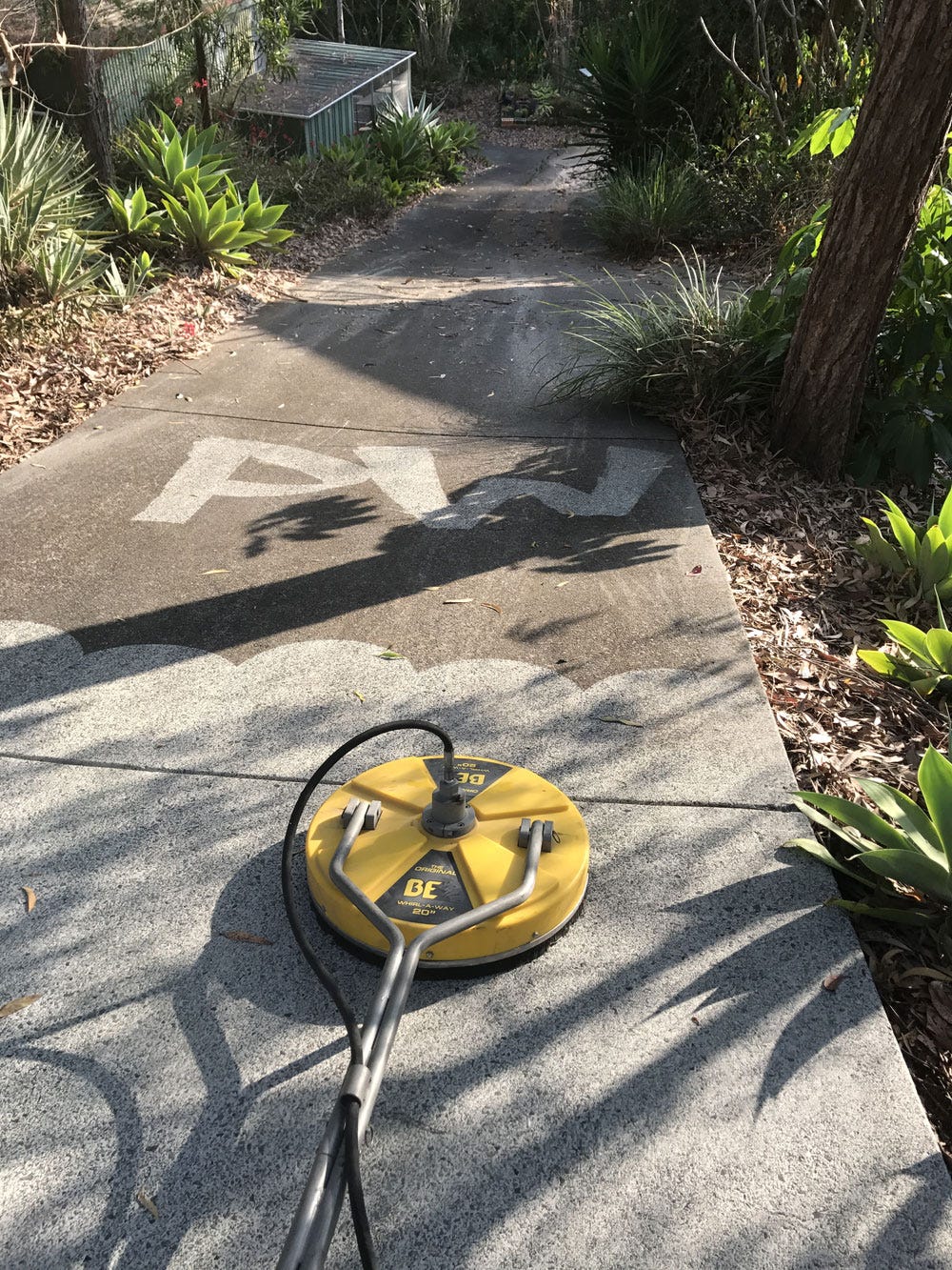 Sidewalk Cleaning — Sidewalk, Walkway, & Driveway Cleaning in Gold ...