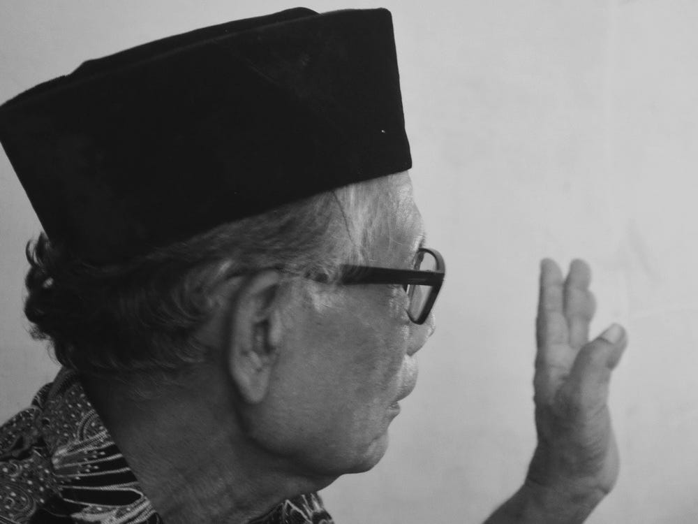 Trimo Saat di Buru. Ini adalah cerita beberapa waktu lalu… | by Harry S ...