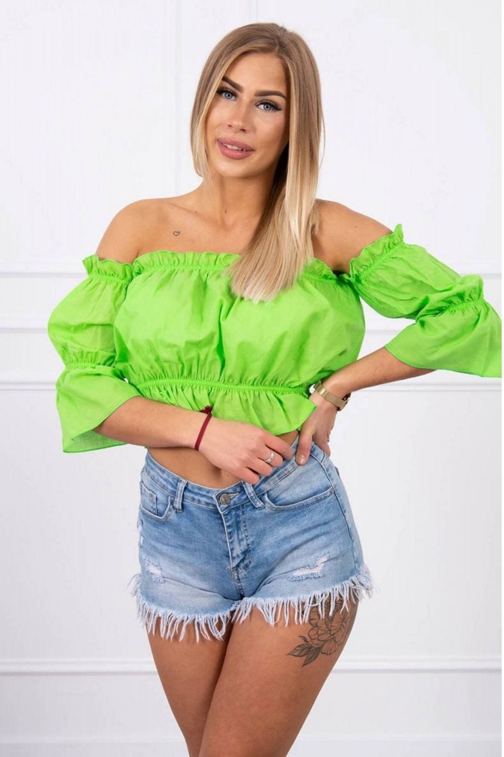 Bluza verde scurta cu umerii goi - Fashion Trends - Medium