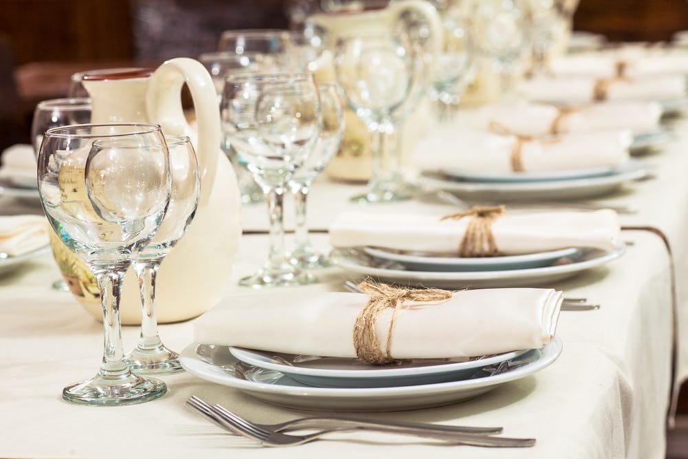37 Types of Tablecloths for Your Dining Table (2018) | by Nathalie ...