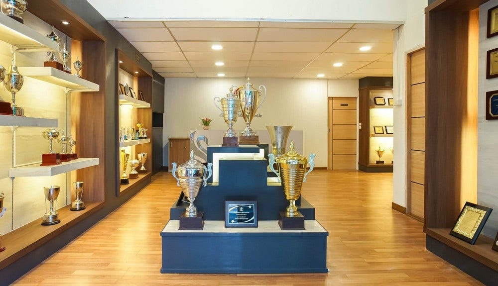 Our team & showroom @ Milano Trophy Co., Ltd. | by Milano Trophy | Medium