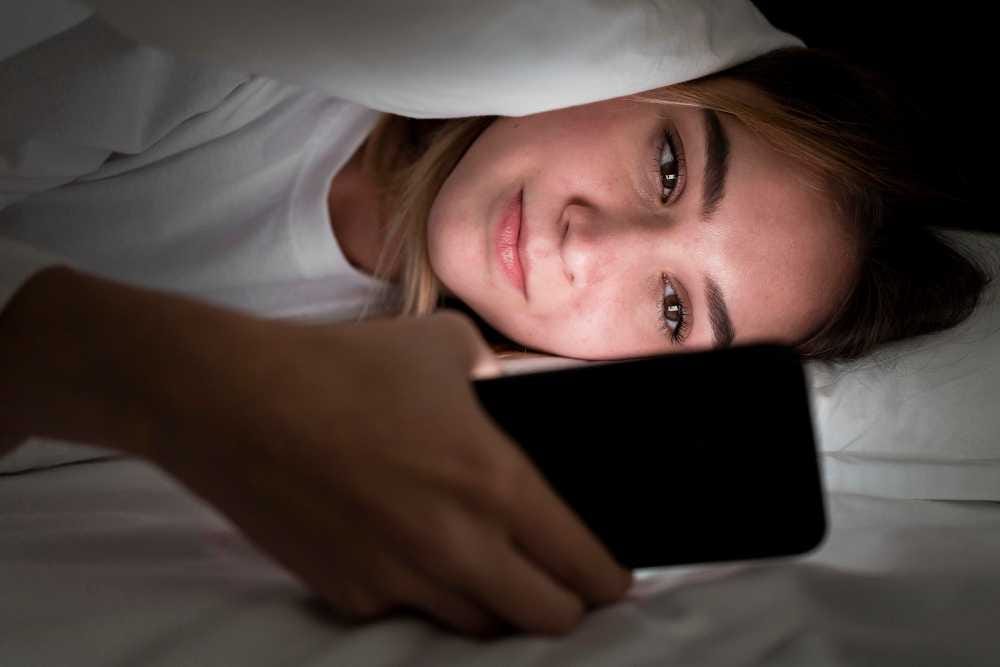 How Does Blue Light Affect Your Sleep | by Healthie Tips | Medium