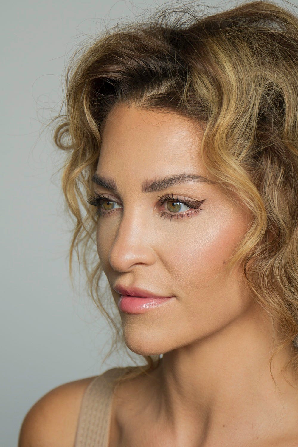 5 Ways To Make The Most Of Killer Cat Eye Makeup Looks By Lyda Beauty Medium
